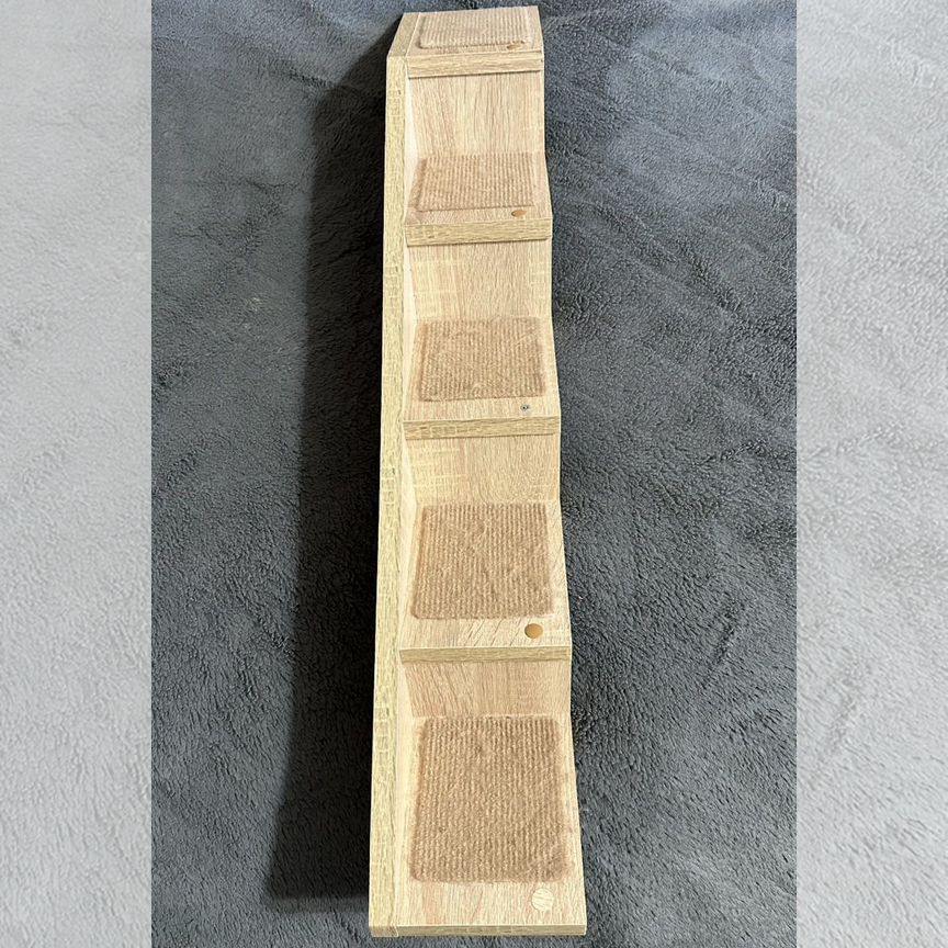 Настенная лесенка для кошек