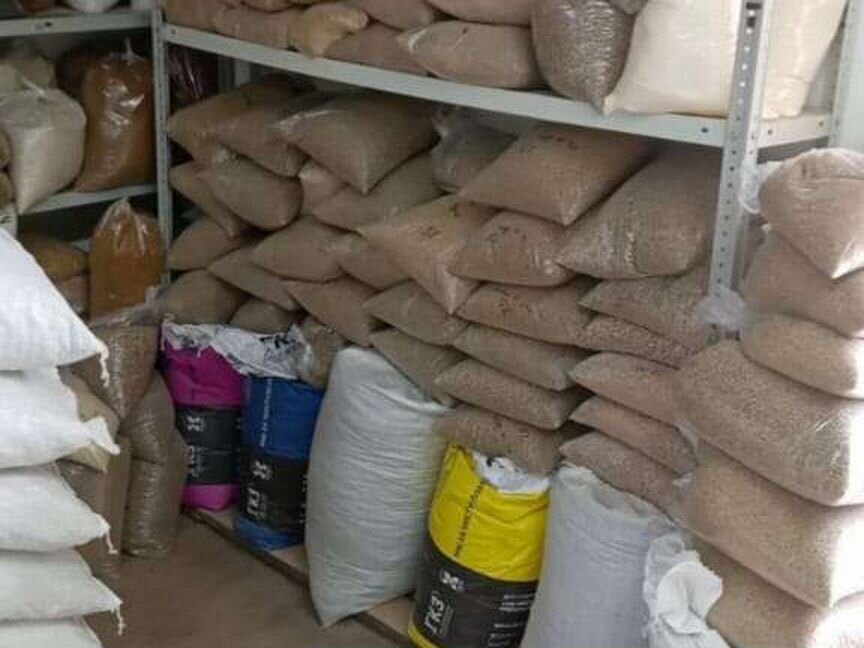 Комбикорма,зерно,мел,фураж и многое другое