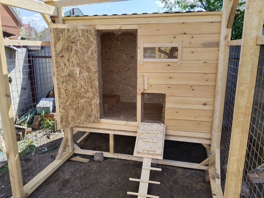 Изготовление утепленных и летних курятников