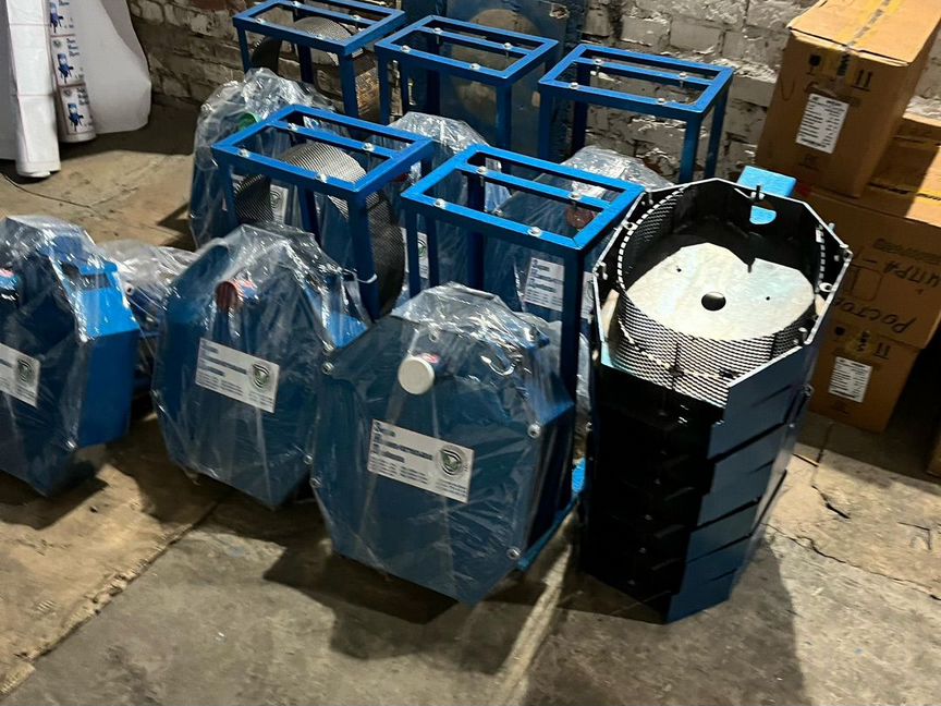 Измельчитель зерна 3000 кг