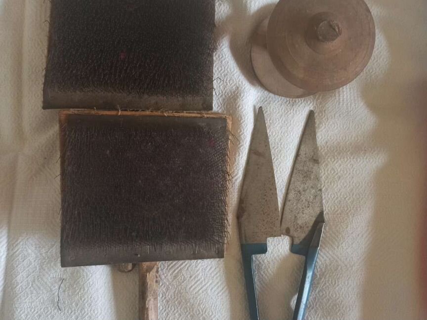 Вьюшка чесалка ножницы