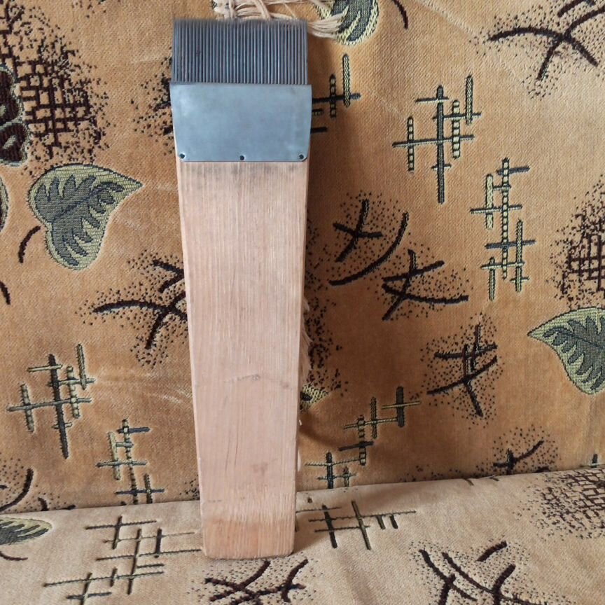 Ческа для шерсти