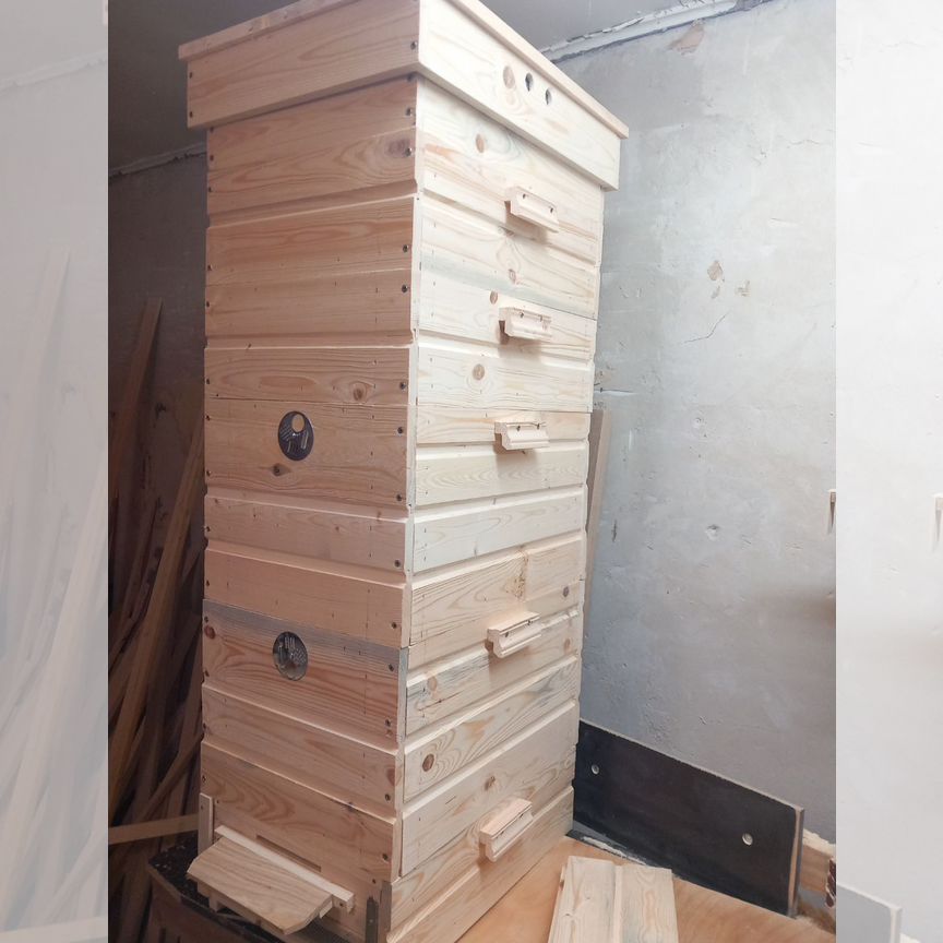 Восьми рамочный улей для пчел