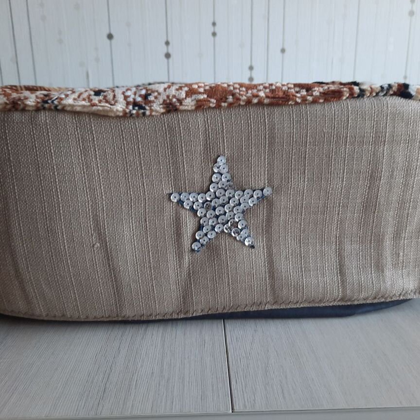 Лежанка для животных 54x41x19