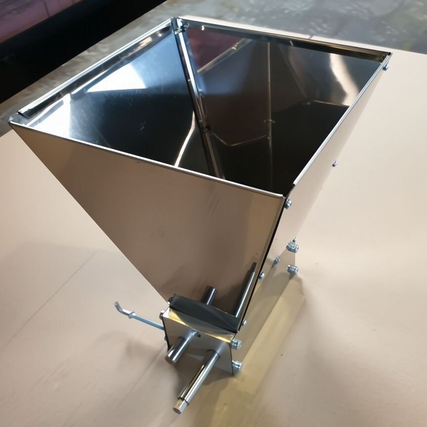 Мельница для солода двухвальцовая