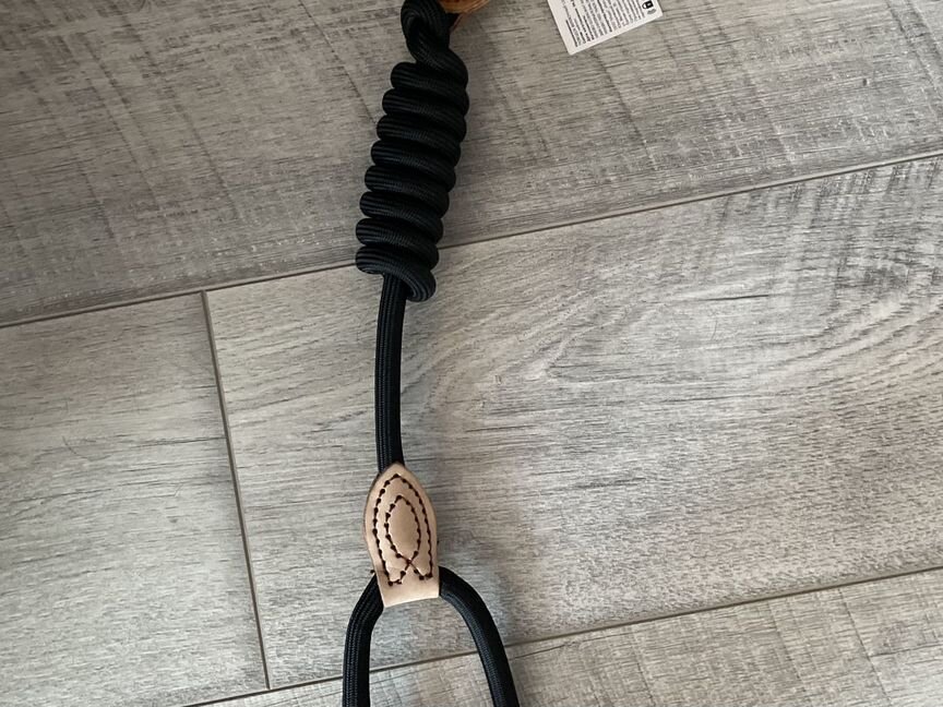 Поводок новый