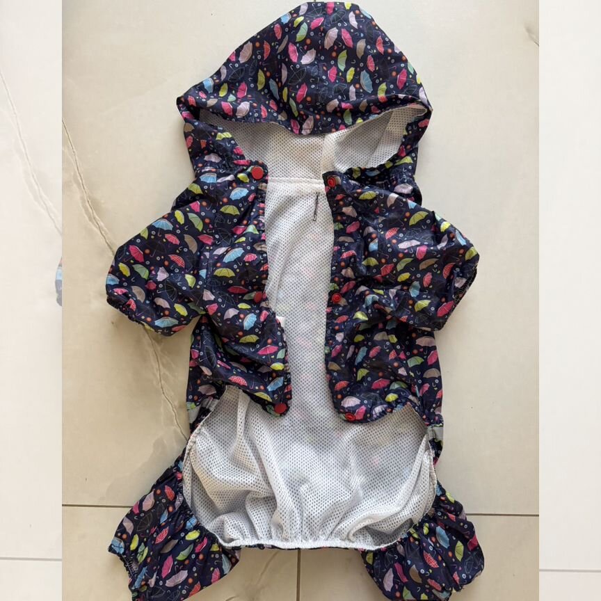 Костюм (дождевик) для собаки