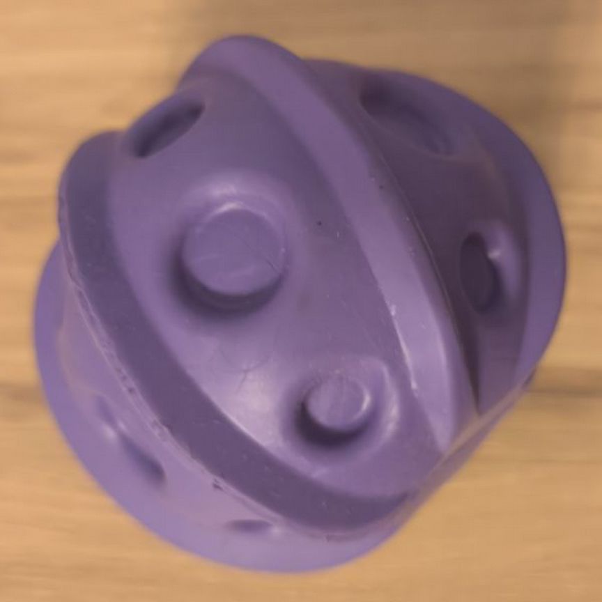 Игрушка для собак мяч