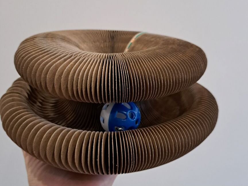 Игрушка-когтеточка кошачья