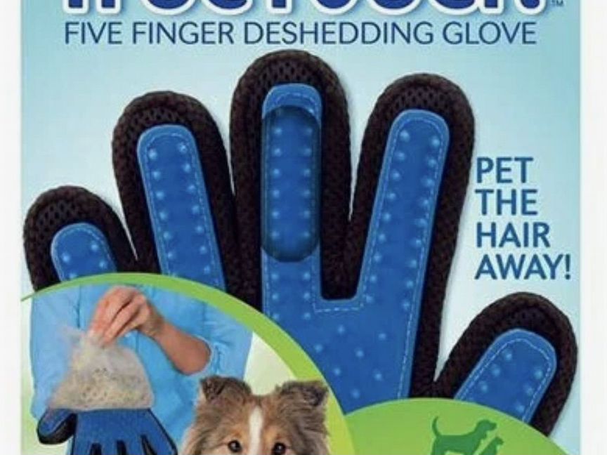 Перчатка-пуходерка для вычесывания собак