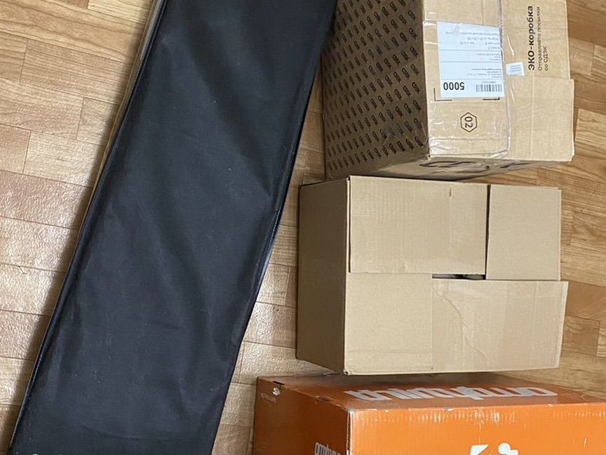 Собачий костюм и доска