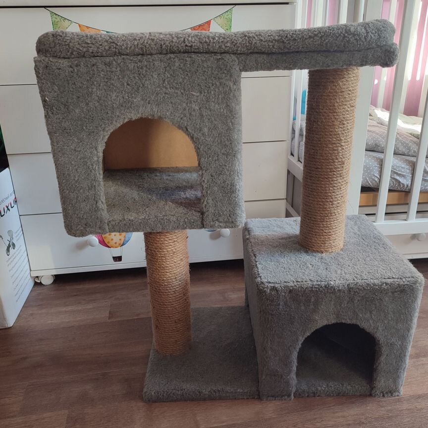 Когтеточка домик для кошки бу