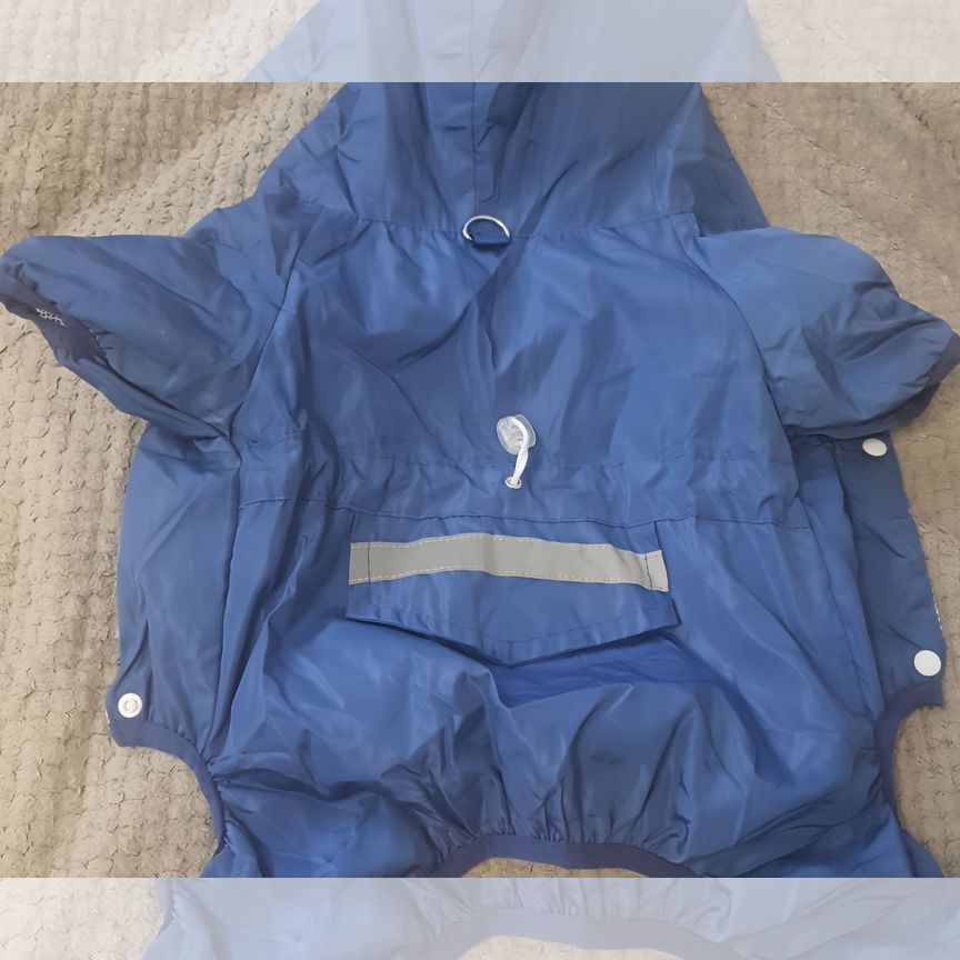 Одежда,обувь,лежанки для собаки