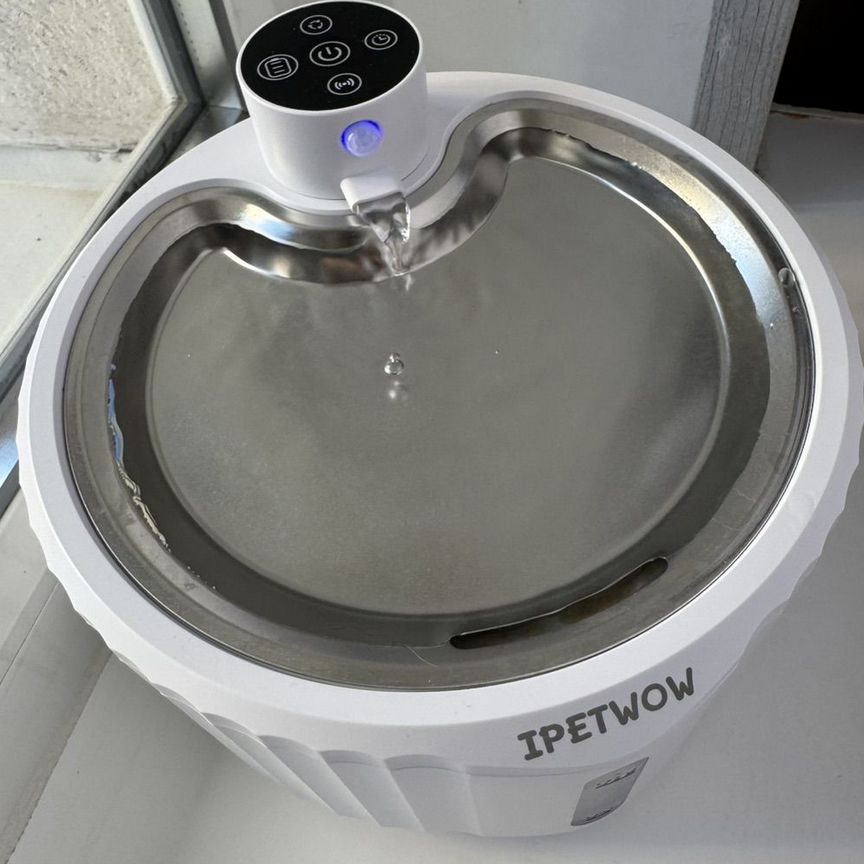 Фонтан поилка для кошек