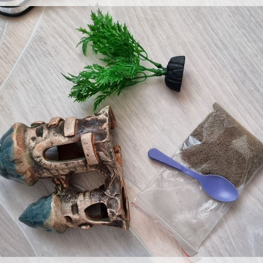 Аквариум и аксессуары