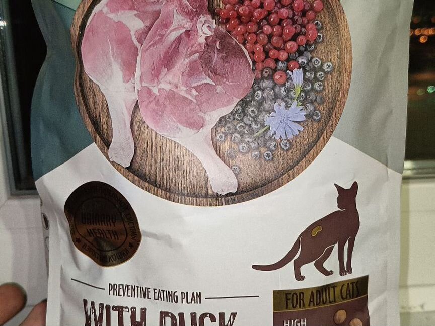 Корм carnica 1.5кг.с уткой для кошек