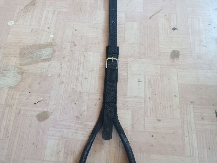 Подхвостник для пони