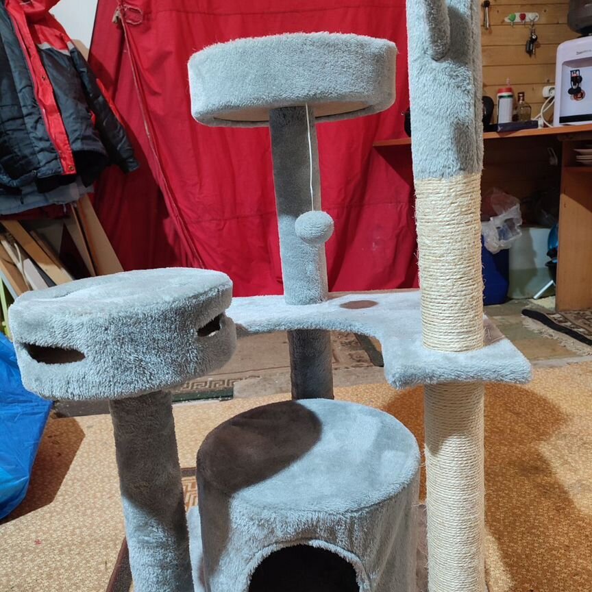 Когтеточка с домиком новая