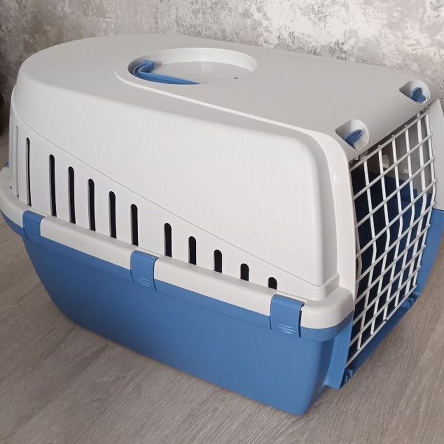 Переноска для животных пластиковая