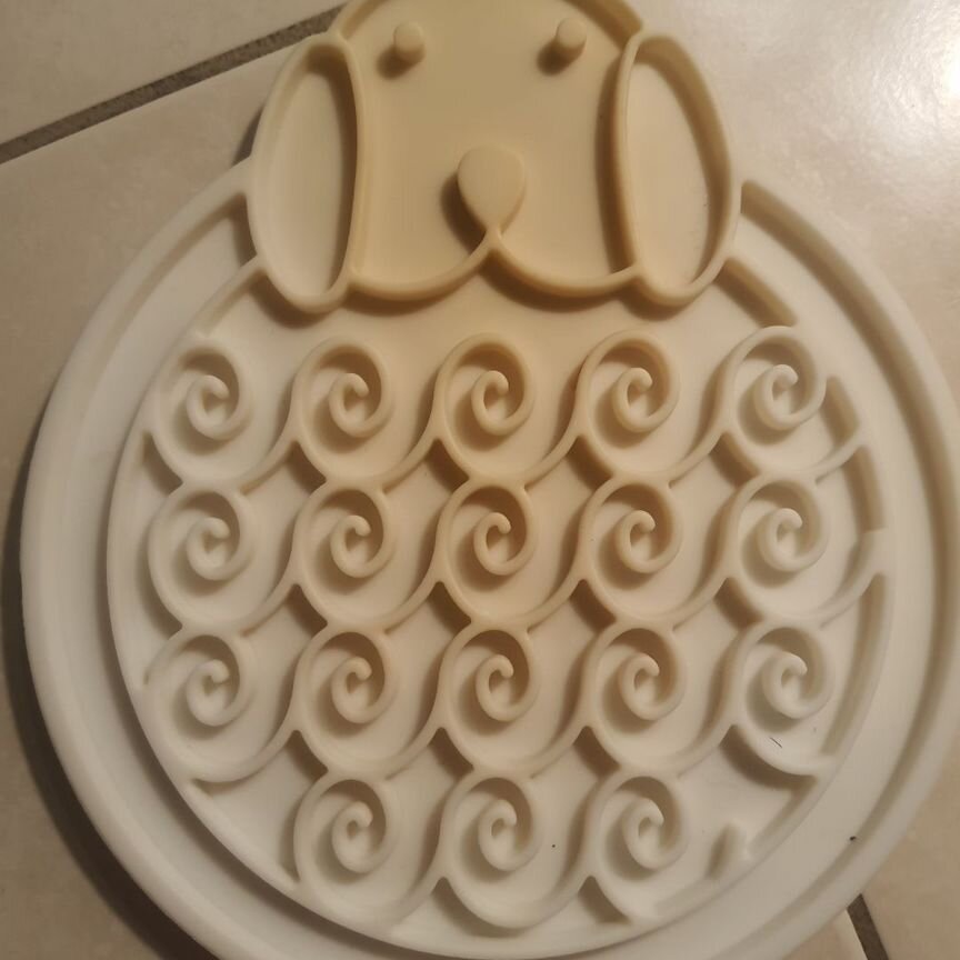 Лизательные коврики для кошек и собак