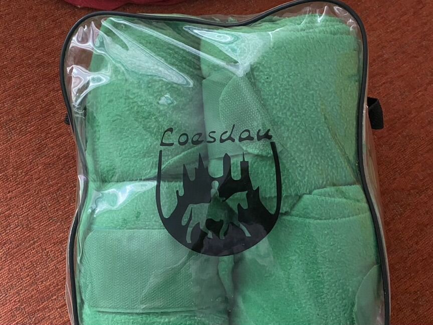 Бинты и ушки для лошади