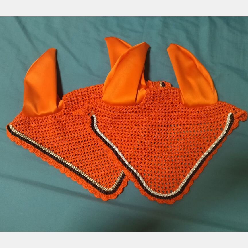 Зеленые ушки для лошади