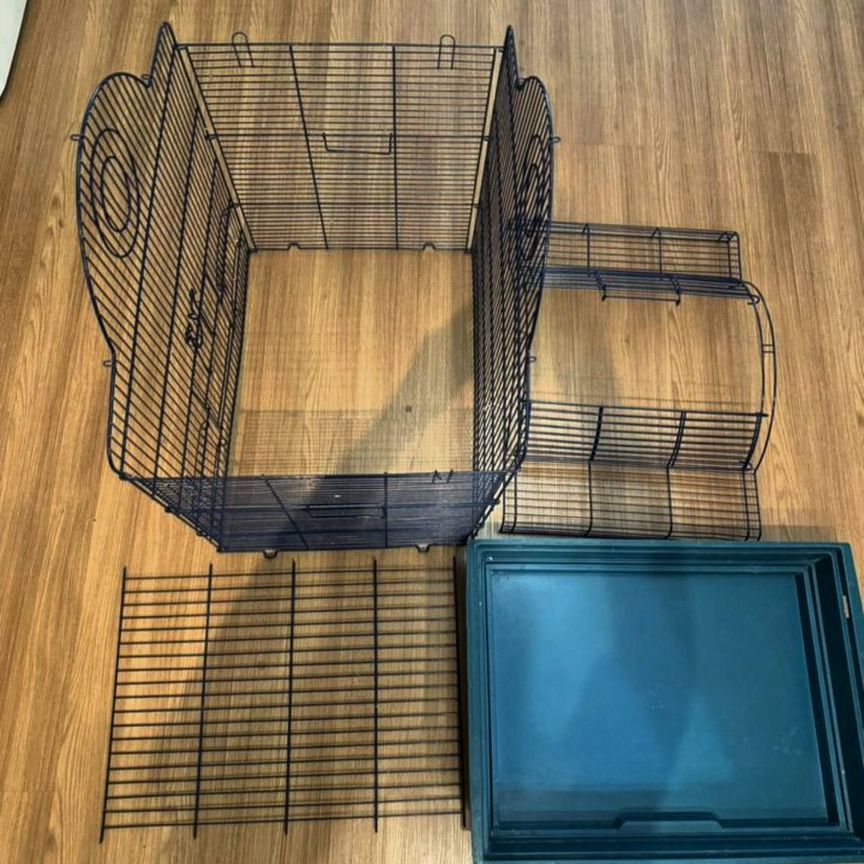 Клетка для среднего попугая