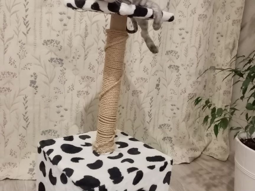 Продаю дом- когтиточку для кошек