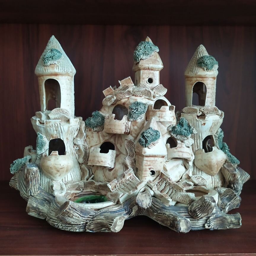 Декорации в аквариума