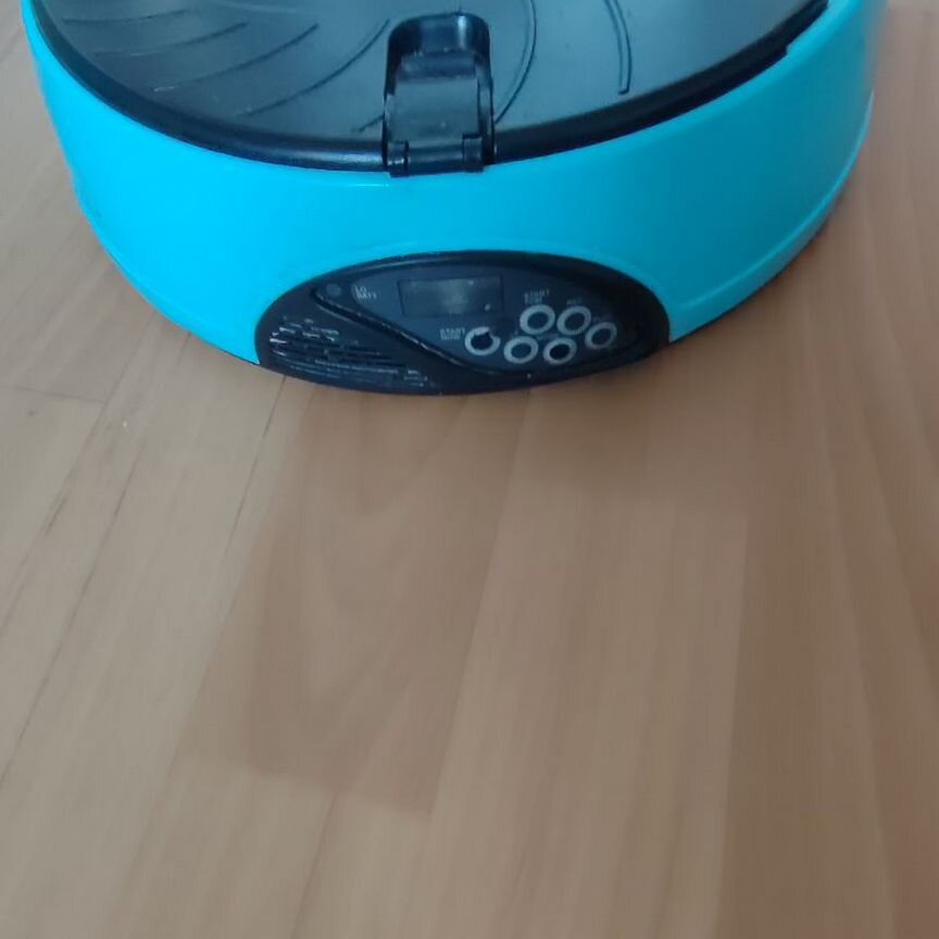 Автоматическая кормушка для кошек с таймером