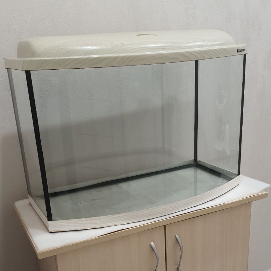 Аквариум с тумбой