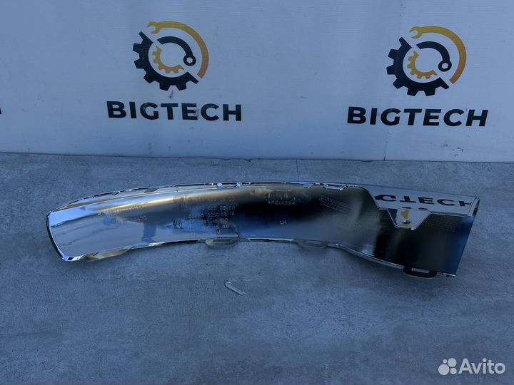 Молдинг переднего бампера Mercedes A2928850300 в Москве, цена 2 500 руб ...