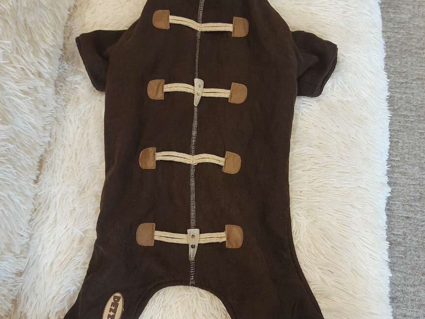 Дубленка искусственная с капюшоном для собачки