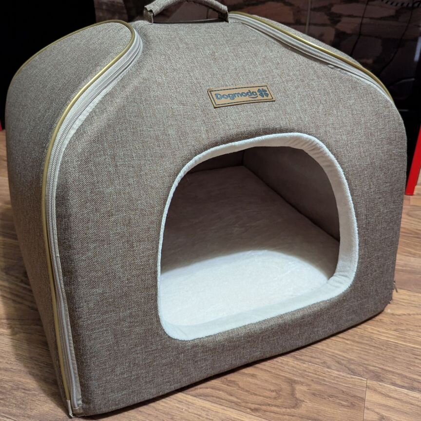 Домик для кошек или собак