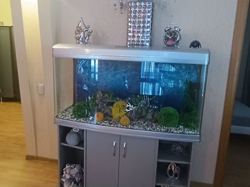 Аквариум с тумбой