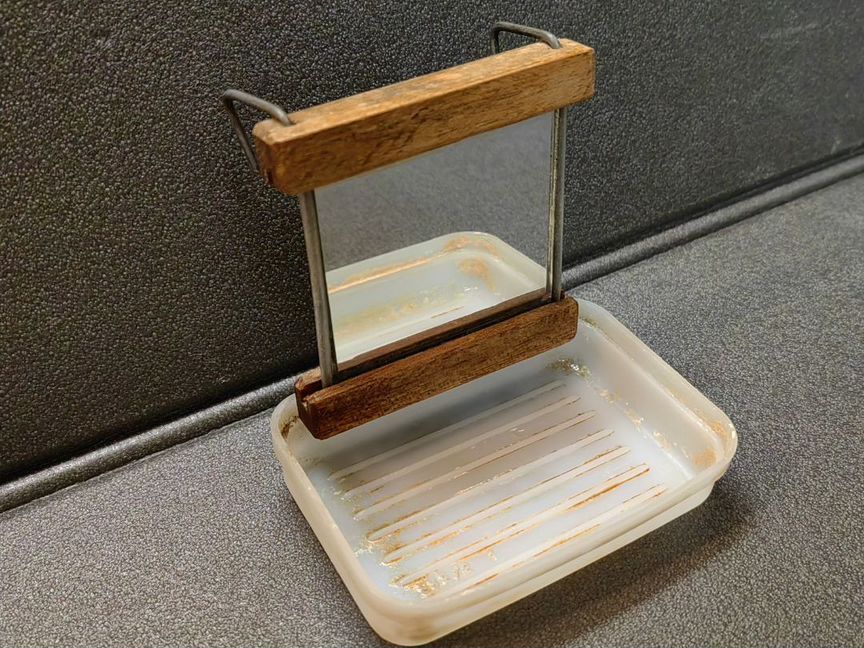 Кормушка поилка зеркало для попугая