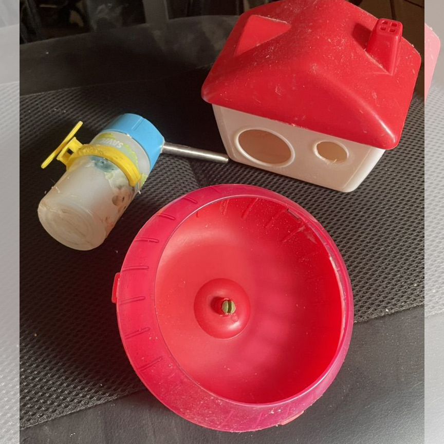 Домик колесо и поильник для хомяка