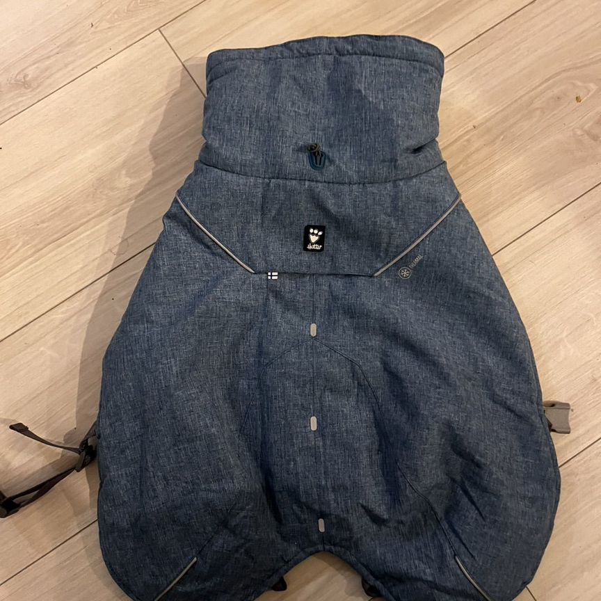 Парка для собак hurtta monsoon