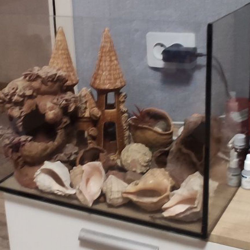 Аквариум для рыбок бу