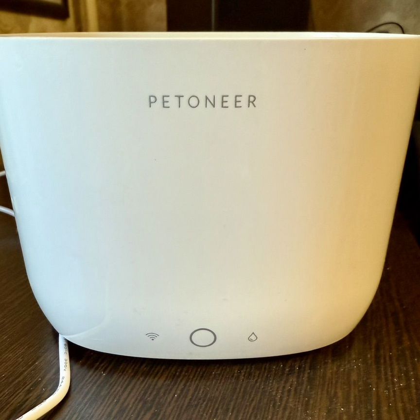 Поилка Petoneer fresco mini pro не исправная