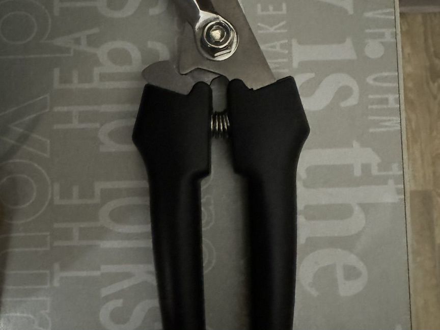 Когтерезка для собак