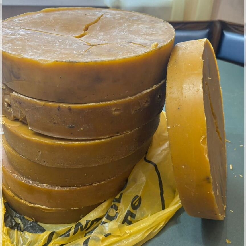 Воск пчелиный