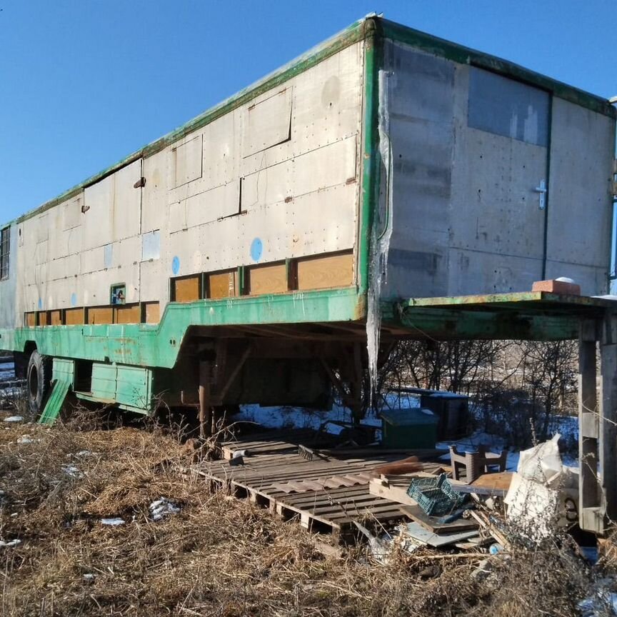 Платформа, пчелопавильон