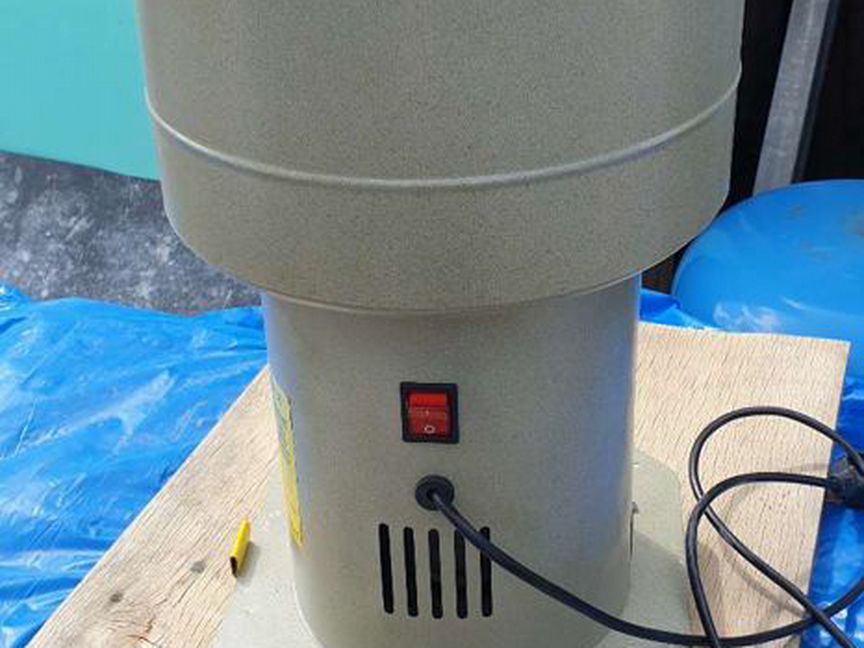 Дробилка для измельчения корма