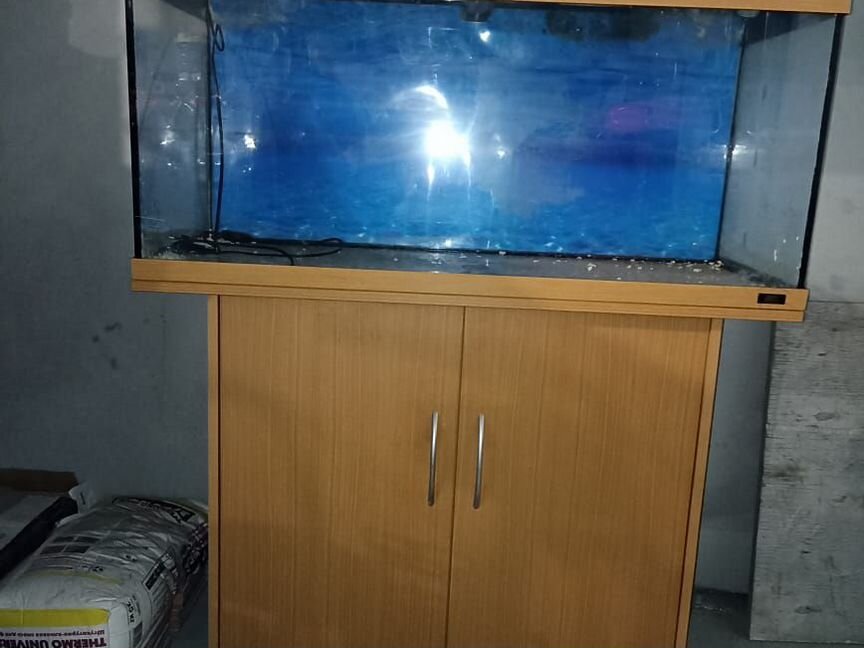 Аквариум с тумбой juwel