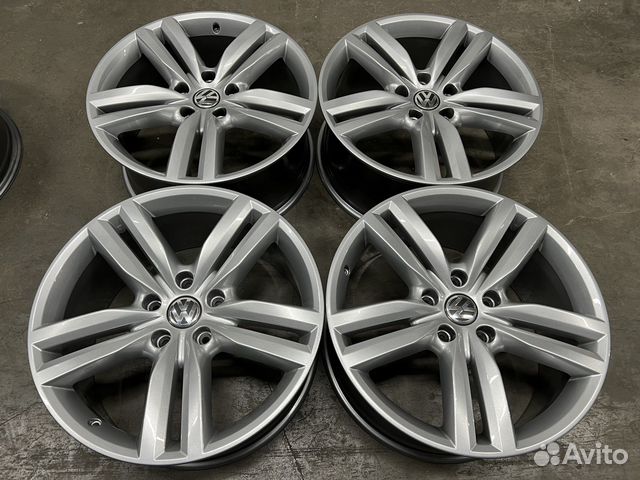 Диски оригинал Volkswagen Touareg R20 5x130 купить в Москве | Авито