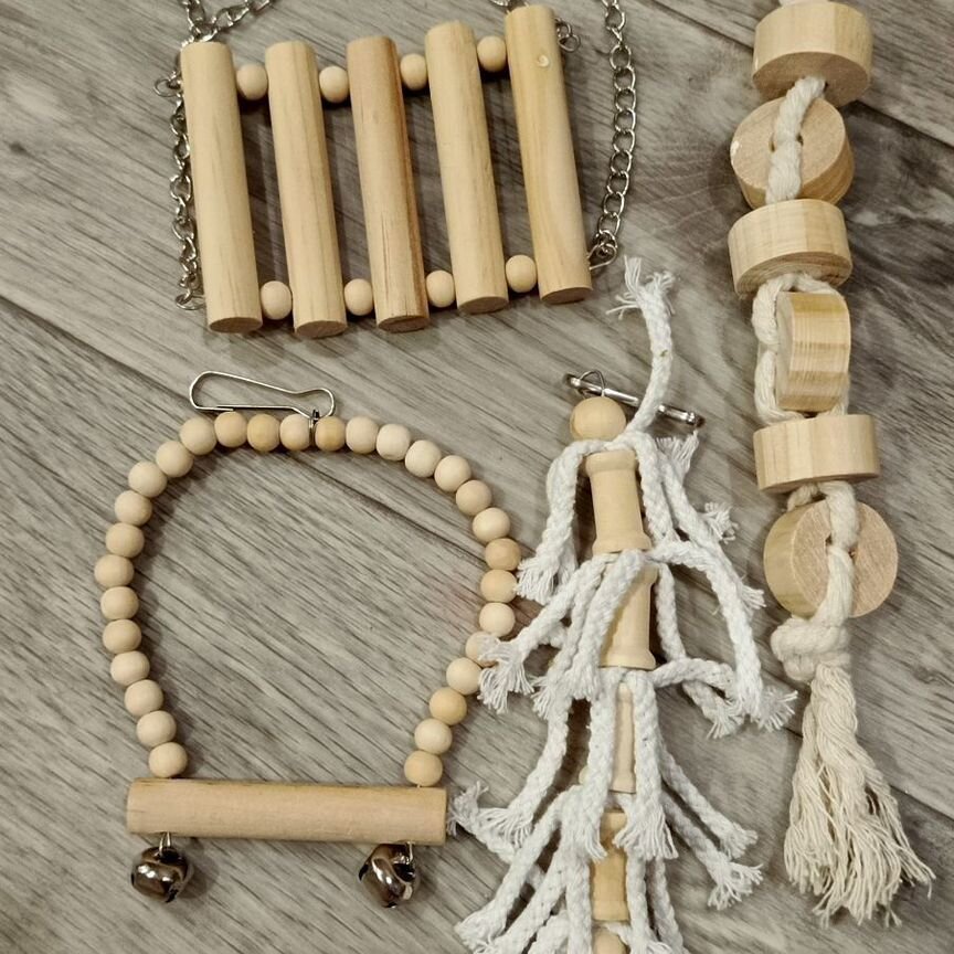 Игрушки для попугаев