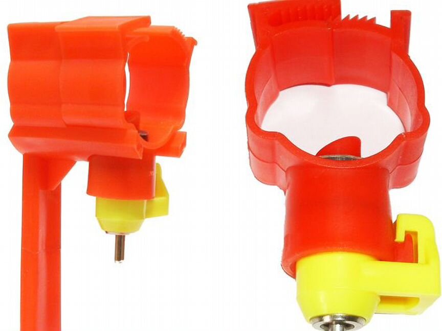 Ниппельные поилки для птиц