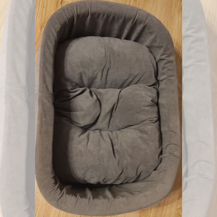 Лежанка для собак