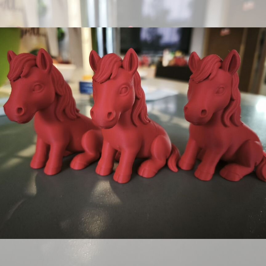 Для Оксаны 3 лошадки